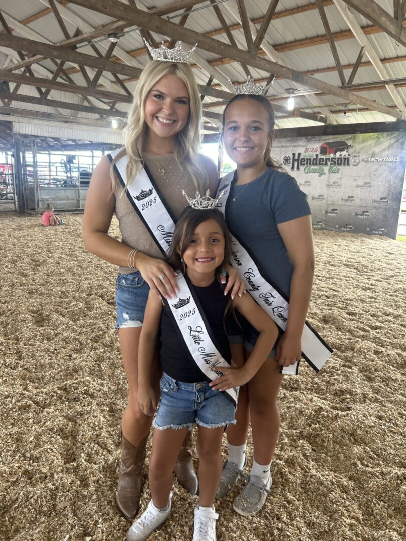 2025 Henderson County Fair Queens Alinia Bigger, Adalyn Haynes, and ...