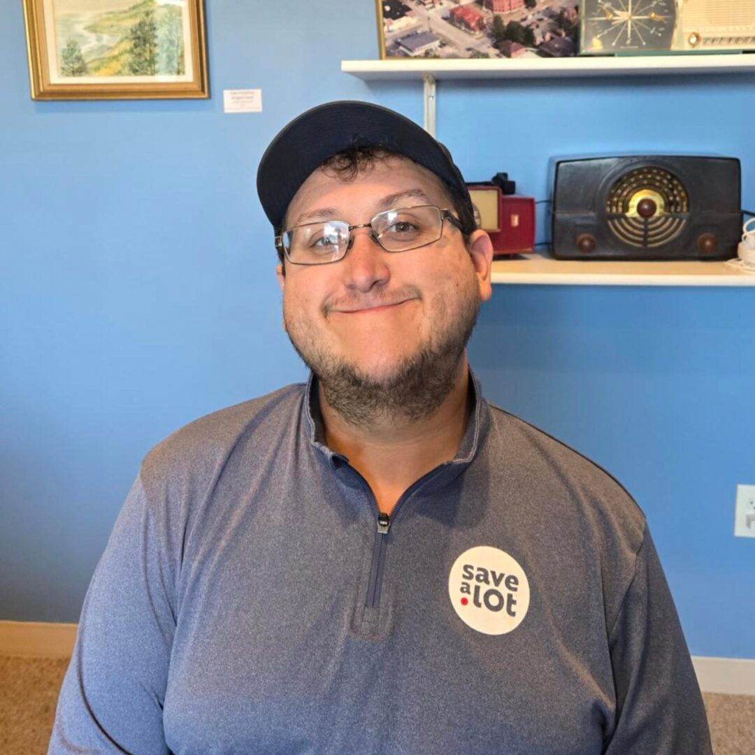 Save A Lot Food Store Manager Sammy Mackey | Prairie Communications, LLC