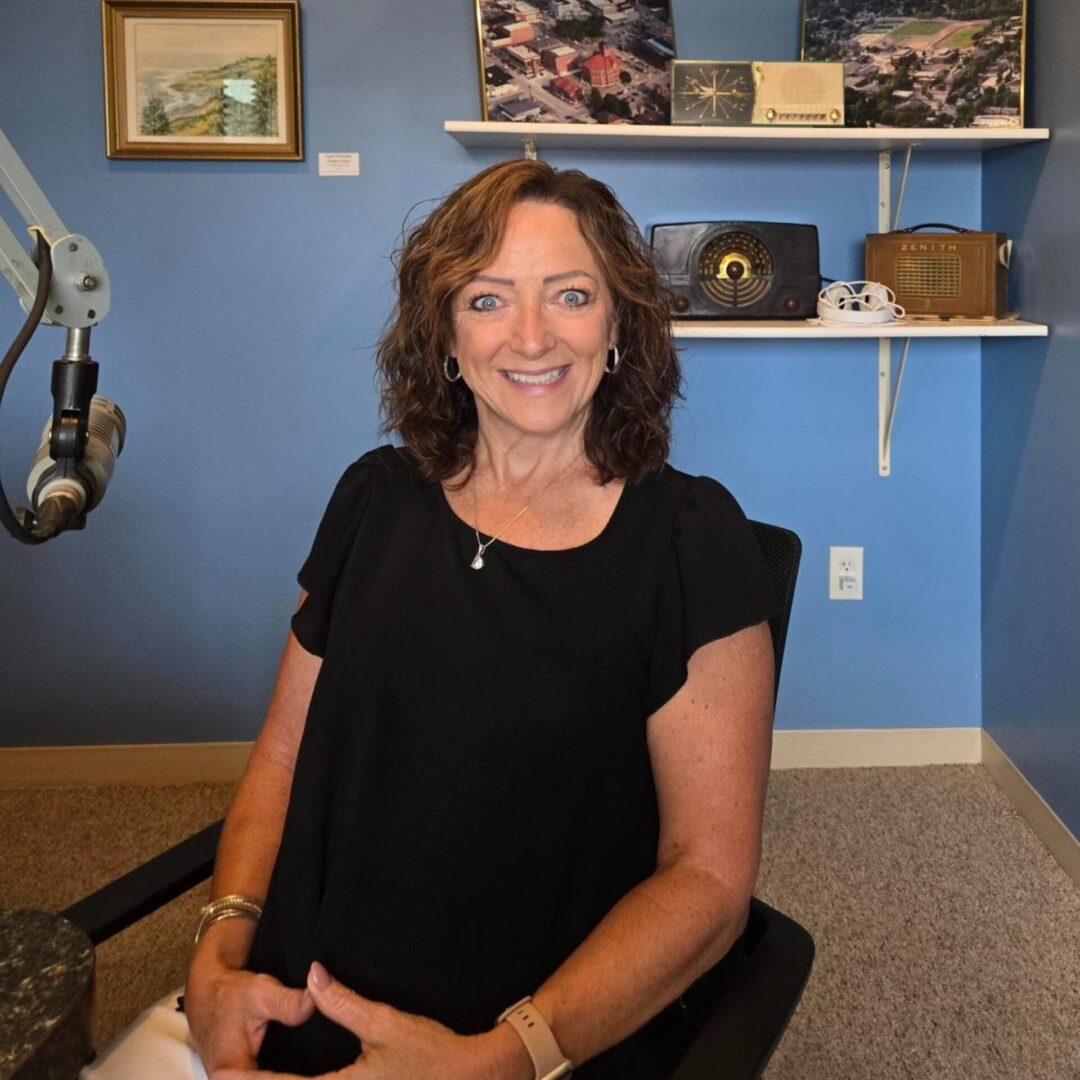 Local Country Financial Agent Tiffany Cole | Prairie Communications, LLC